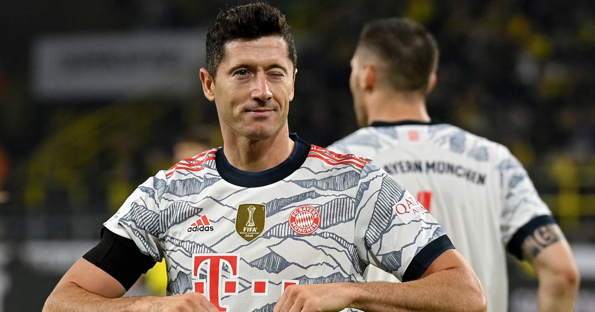Bayern Munich's Robert Lewandowski celebrates after scoring against ...