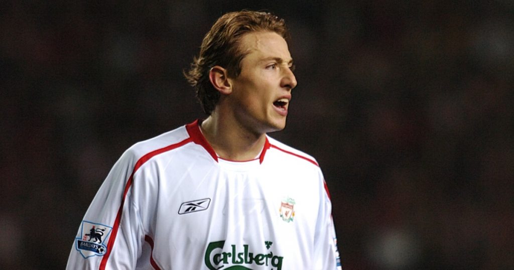 Liverpool's Jan Kromkamp playing against Manchester United. Old ...