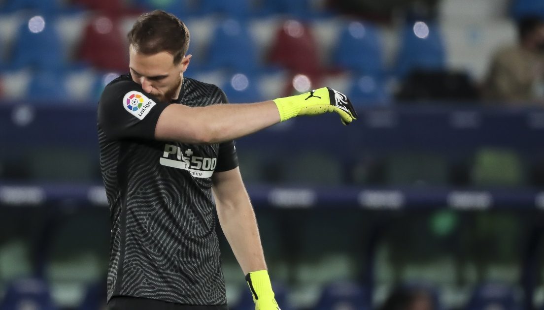 Watch: Oblak gets caught after going up for corner, Atleti suffer rare ...