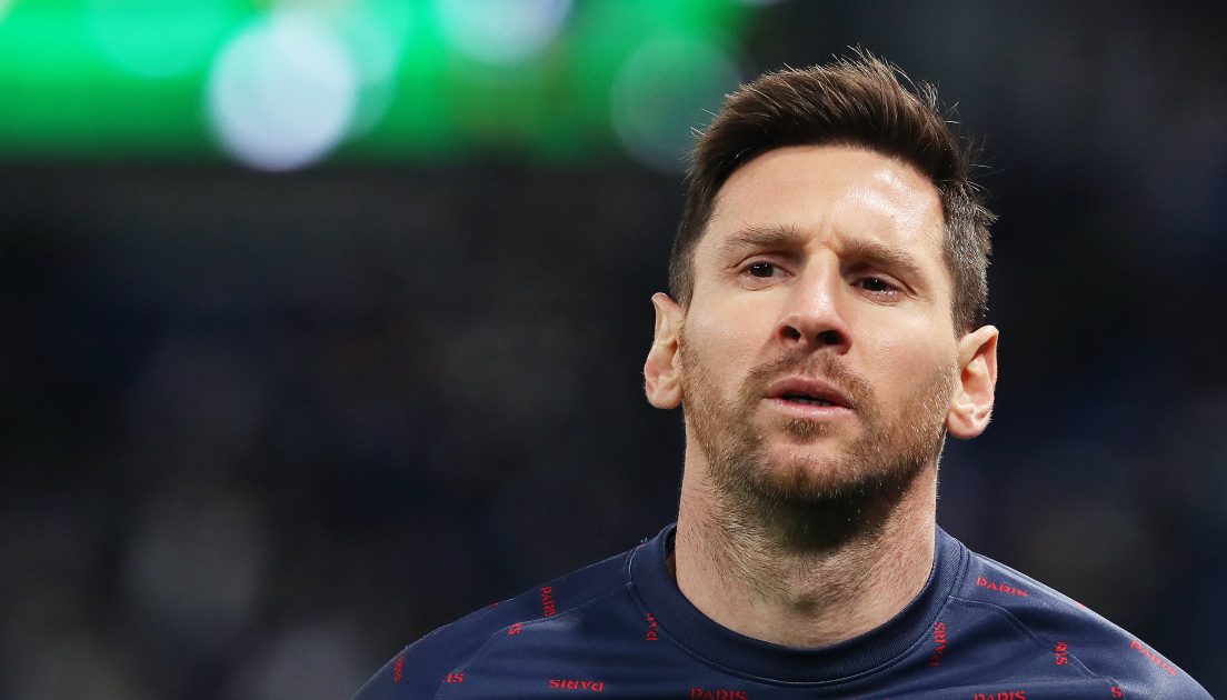 Watch: Messi plays football with his kids and showcases his skills