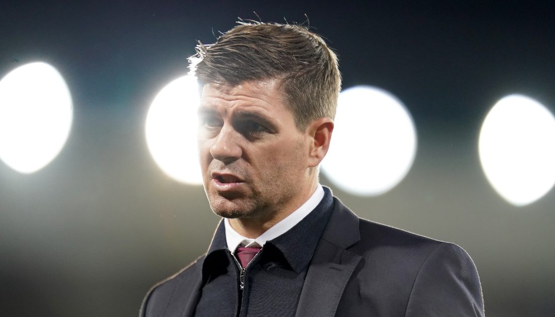 Watch: Gerrard has cheeky Man Utd dig at Owen after Anfield return ...