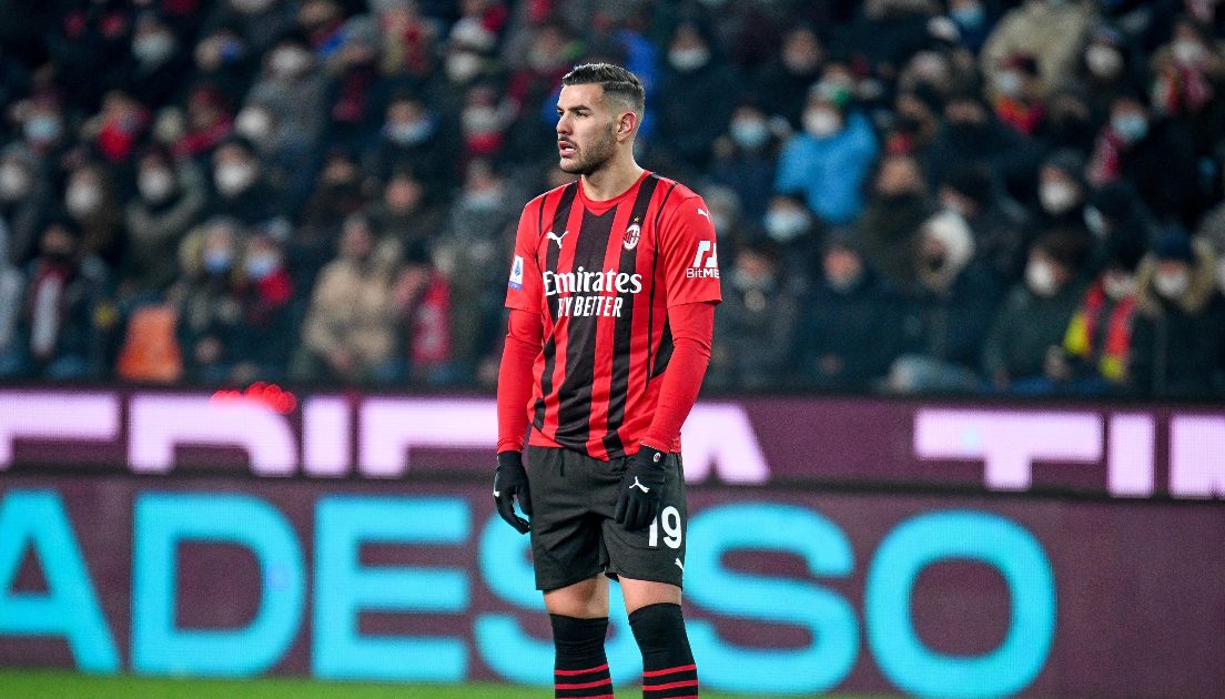 Comparing Theo Hernandez's 21-22 stats to Chelsea's current wingbacks