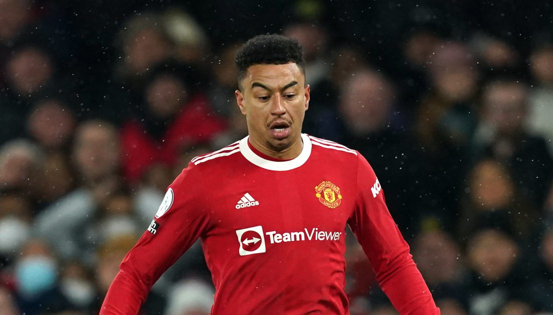 Watch: Lingard produces sensational skill while trapped in corner