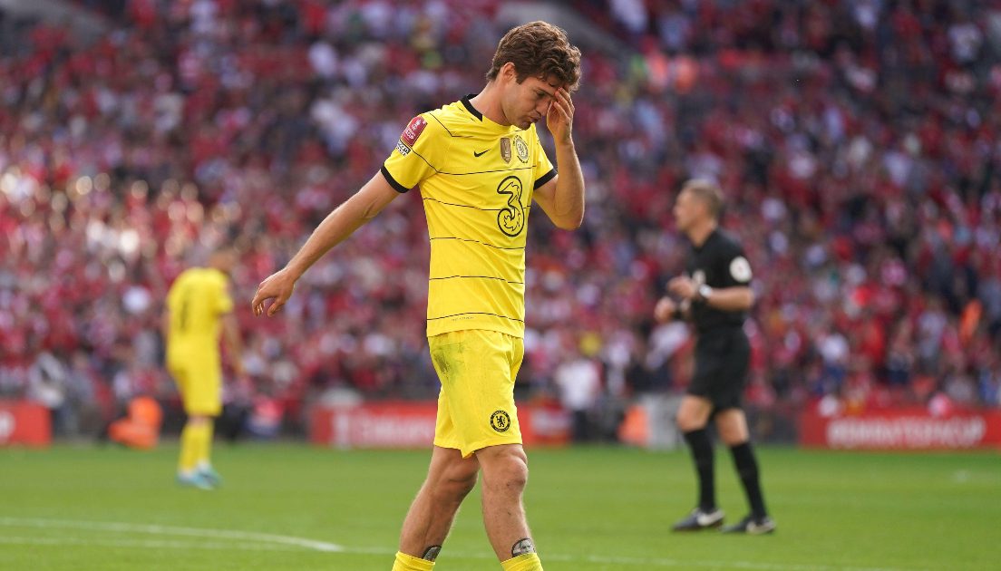 Watch: Chelsea's Marcos Alonso smashes bar with free-kick