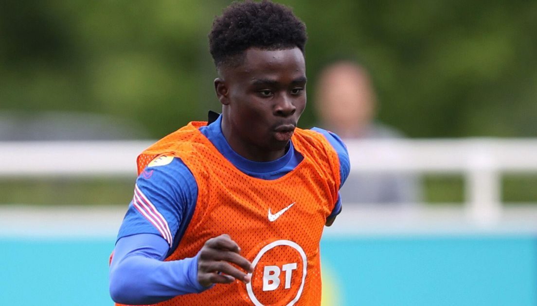 Watch: Bukayo Saka brilliantly skins TAA and Walker in England training