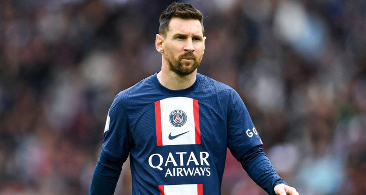 Can you name the first four players to wear numbers 1-11 for Leeds in ...