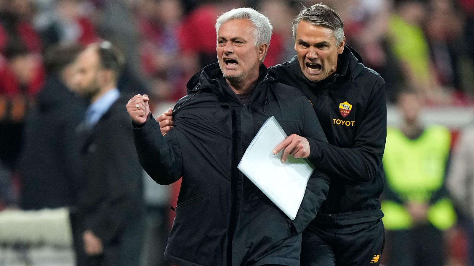 Mourinho is back: Roma, a sh*thouse win for the ages & a classic ...