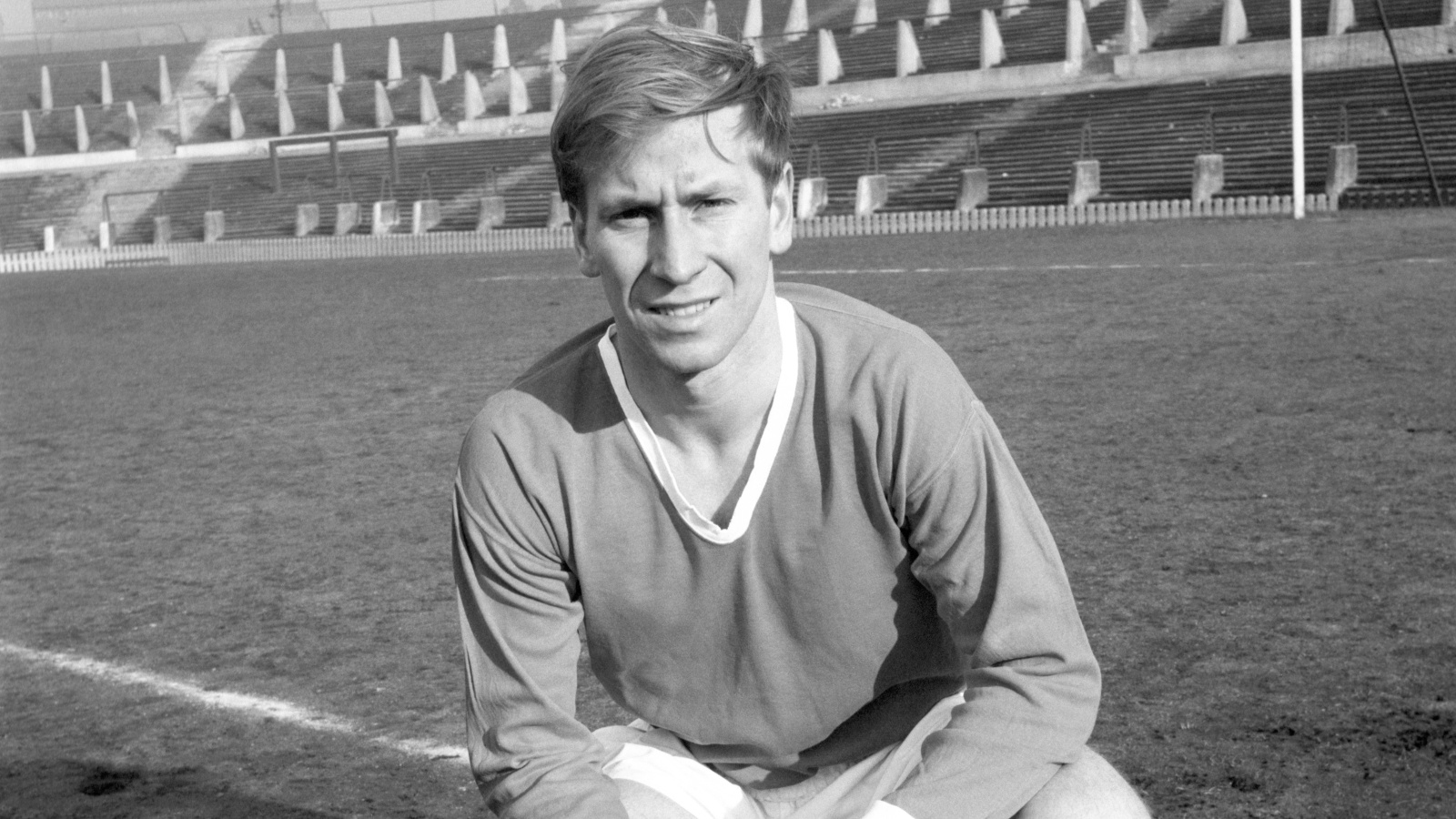 'The greatest English footballer': Social media reacts to the passing ...