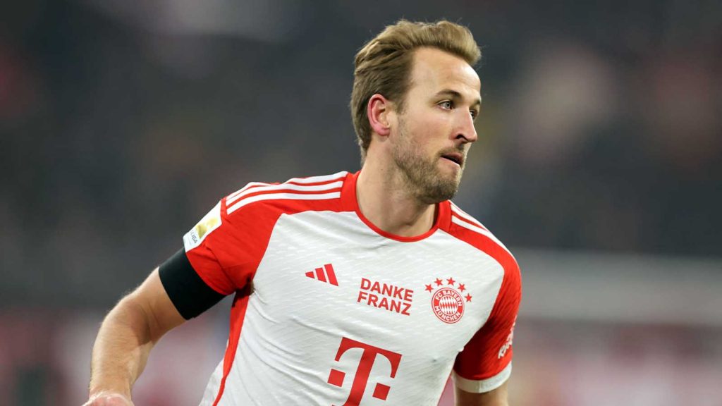 The most offside players in the history of the Premier League: Kane ...