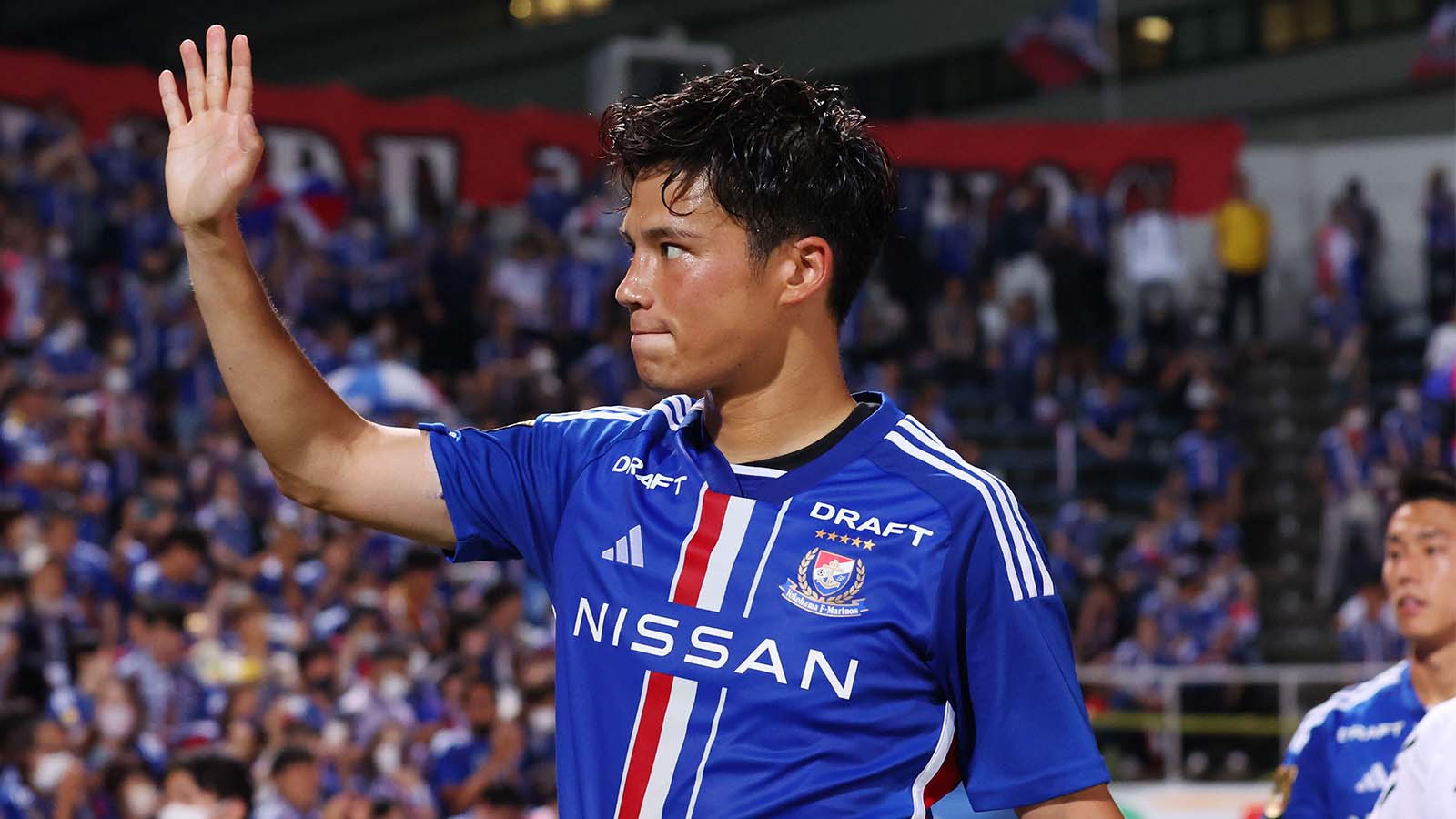 5 former Arsenal players you had no idea are still playing outside of ...