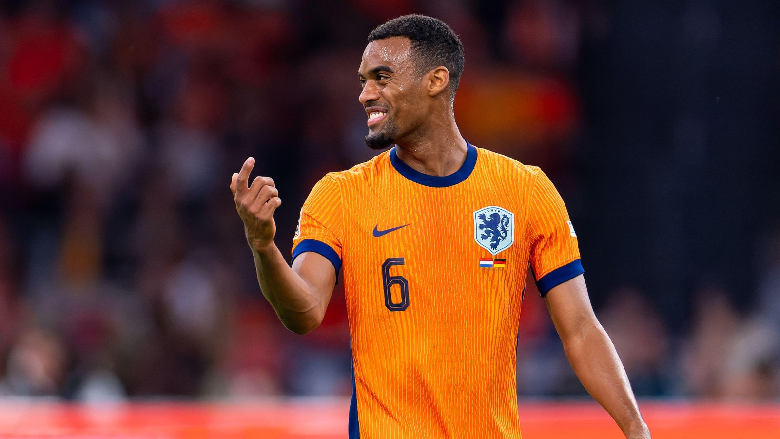 Ryan Gravenberch split the atom with this jaw-dropping 75-yard NFL pass