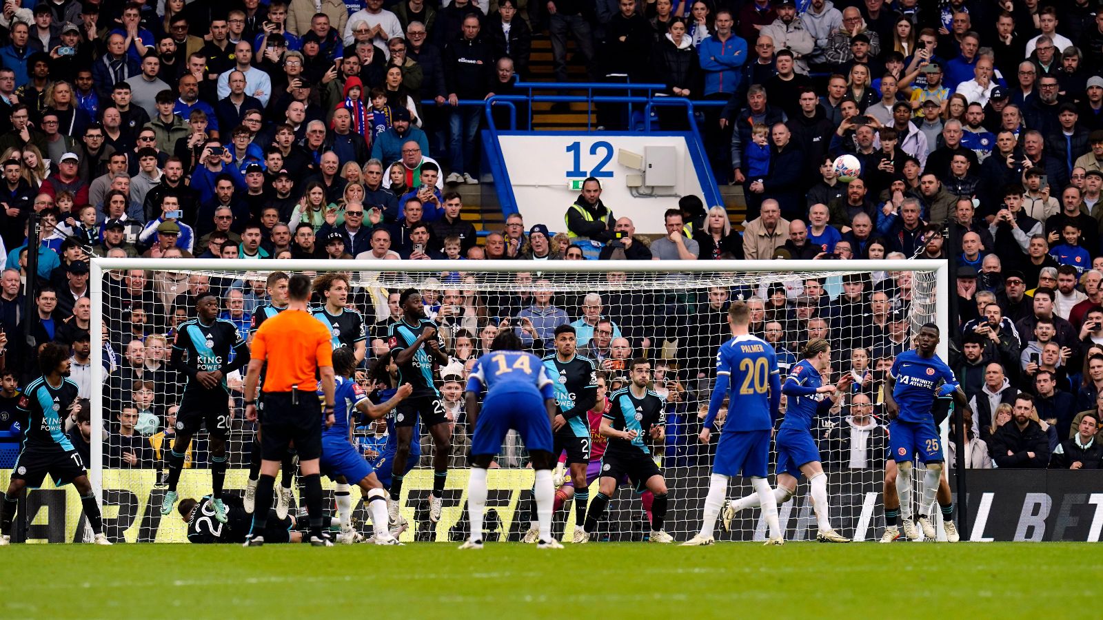 Raheem Sterling & the worst free-kick in football history